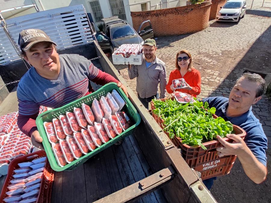 Produtos adquiridos da agricultura familiar abastecem mais de 200 ...