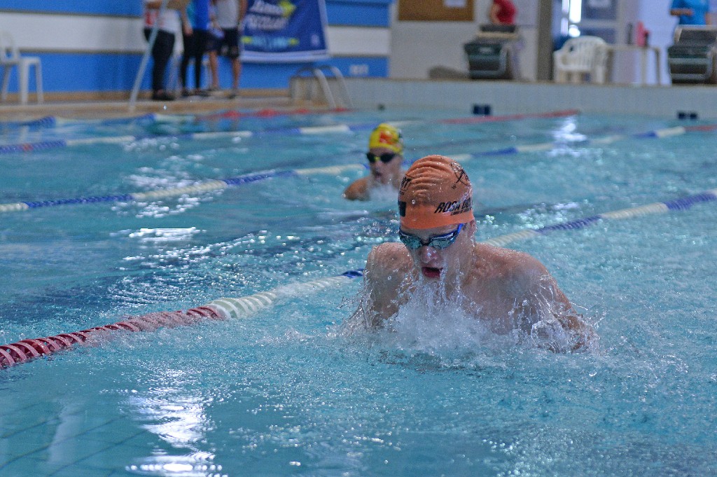 Abertas inscrições para turmas de natação infantil na Alberto Savoi ...